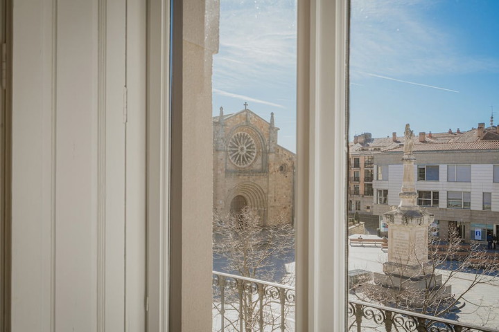 Apartamento 'Semidiáfano Santa Teresa' - Centro Histórico áVila, Junto A Murallas - Ávila