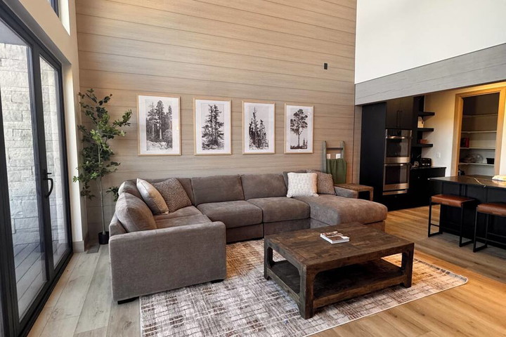 6br Luxury Ski-in/ski-out Chalet With Private Sauna, Hot Tub, Ev, Ac - Brian Head, UT