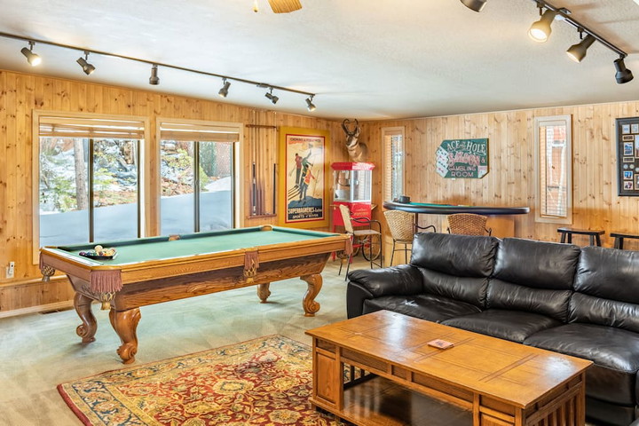 Luxe Cabin  Hot Tub + Game Room | Lake Views + Near Beach | Frosted Shore - Incline Village