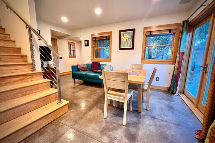 Unique Downtown Cottage - Modern & Peaceful - Flagstaff, AZ