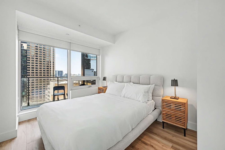 2 Bedroom/2 Bathroom Suite - Brossard