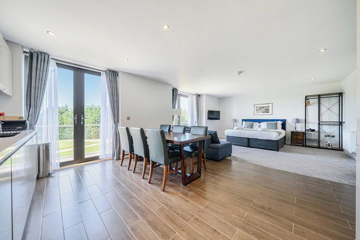 Cotswolds Apartment 4, Sleeps 9, Family Friendly In Chipping Norton - Cotswolds