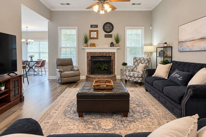 Pool | Large 5br | Centrally Located - Warner Robins, GA