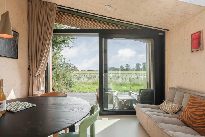 Modern Tiny House For 4 In Westkapelle | Zeeuwse Liefde Tiny House 5 - Westkapelle