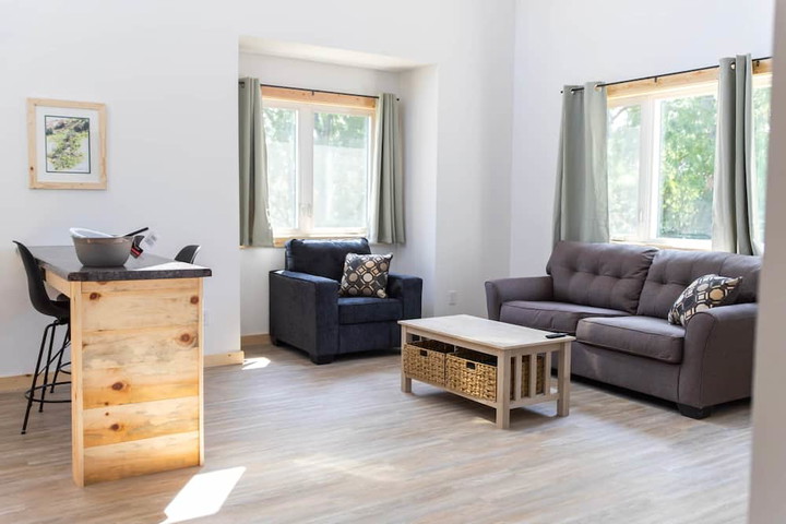 Bluffside Gardens Maple Series 8b - Pet Friendly - Decorah, IA