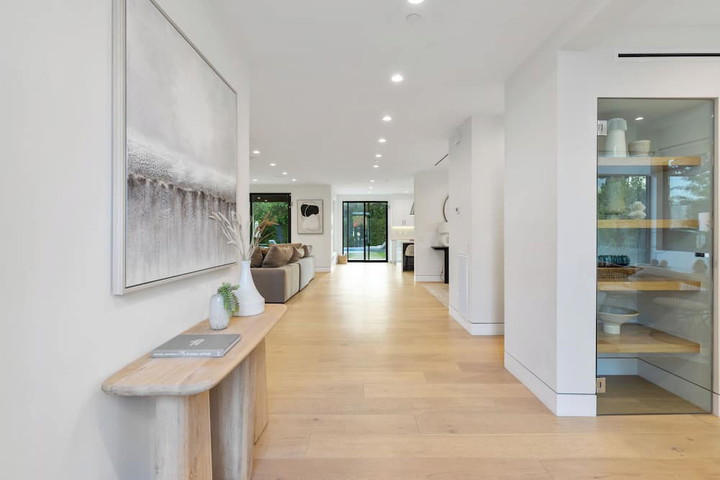 Curson Modern - Modern Beverly Grove Masterpiece - Hollywood, CA