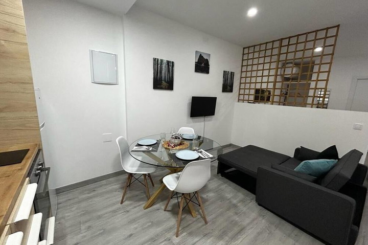 Hermoso Apartamento Estudio Full Equipado Y Reformado En El Centro De Madrid - Móstoles