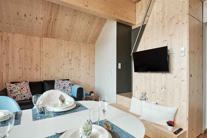 Chalet De Luxe Mitoyen N°7b Avec Jacuzzi Et Cabine Infrarouge Intérieure - Bade-Wurtemberg