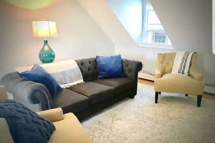 Contemporary Coastal 2 Bed - Newport, RI