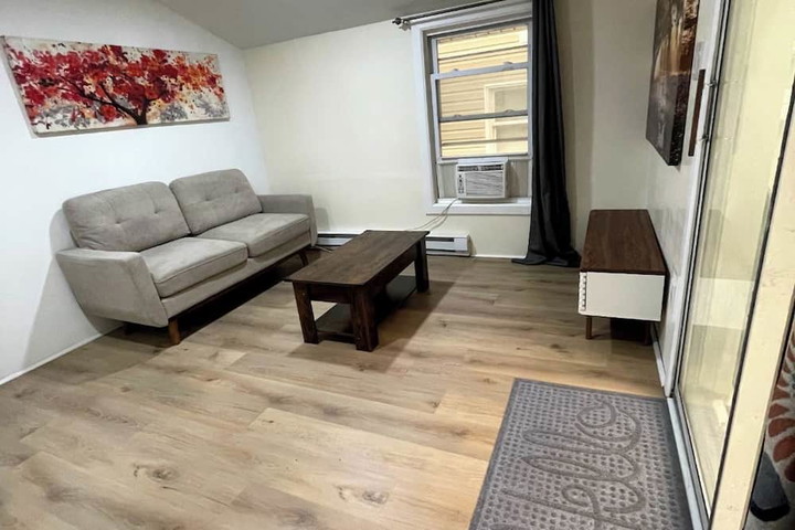 Apartment 1 Bed 1 Bath, 400 Sq Ft Quiet Area - Paterson, NJ