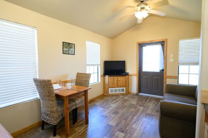 Lake Front Retreat On Lake Chicot! - Greenville, MS