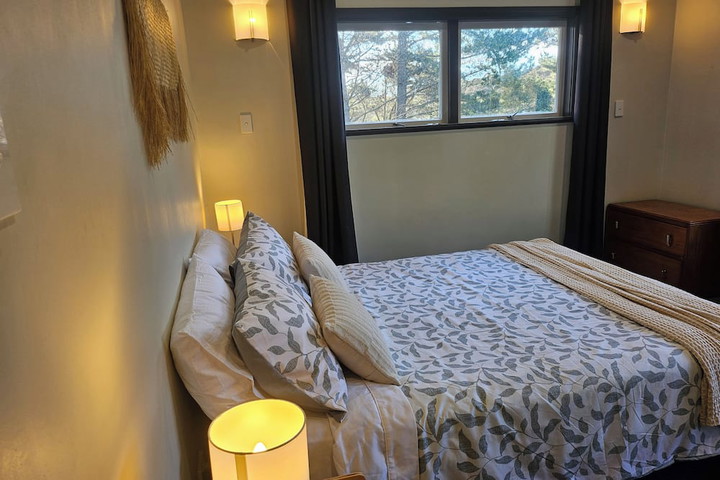Hokio Hideaway | Private 2-bedroom Rural Guest Wing | Sleeps Up To 6 - New Zealand