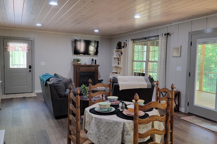 Experience Tranquility In Our Cozy Cottage! - Alabama