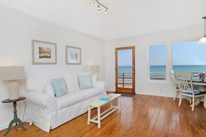 Fabulous Oceanfront Cottage En Seco De Arena Carbon Beach - Pelican - Malibu
