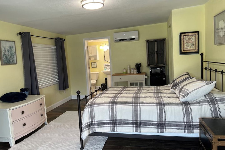 Location Is Ideal For Sports, Anglers, Reunions, Weddings, And Festivals - Leesburg, FL