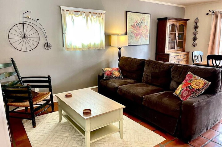 French Quarter Garden Cottage - Downtown, Hot Tub - Moab, UT