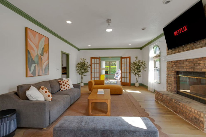 Luxury 5br Sleeps 24, Dome, Pool, Sauna,pets - Greenwood, IN