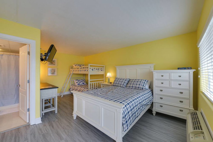 Walk To Boardwalk & Beach! Ocean City Studio - Ocean City, NJ