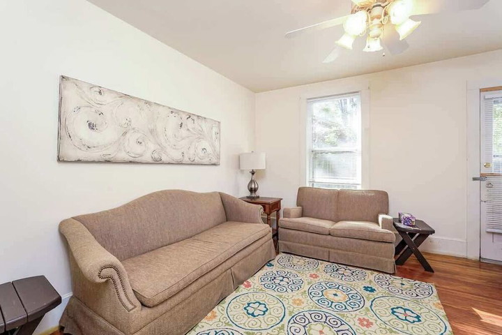Historic Charm & Modern Convenience - Greensboro, NC