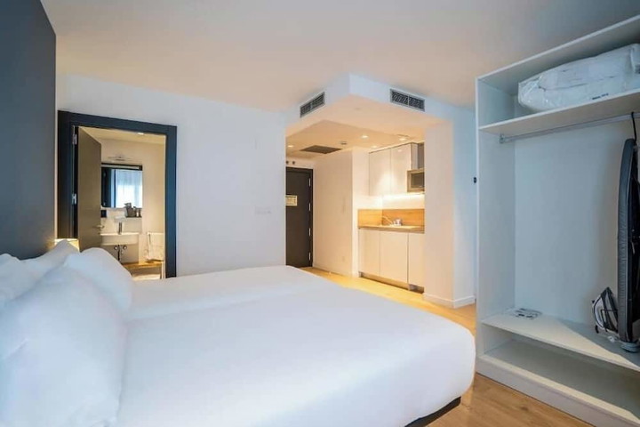 Seaside Living In Gros: Steps To Surf, Dining & San Sebastián Center - San Sebastián