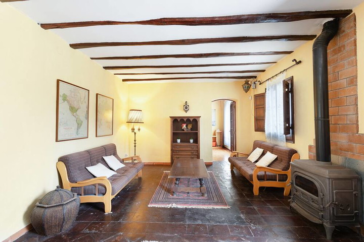 Casa Rural 'Cal Eloi Janet' Con Vistas A La Montaña, Piscina Privada Y Wi-fi - Vilafranca del Penedès