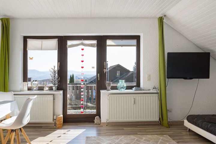 Appartement "Heidi's Panoramablick" Avec Vue Sur Les Montagnes, Balcon Et Wi-fi - Eschwege