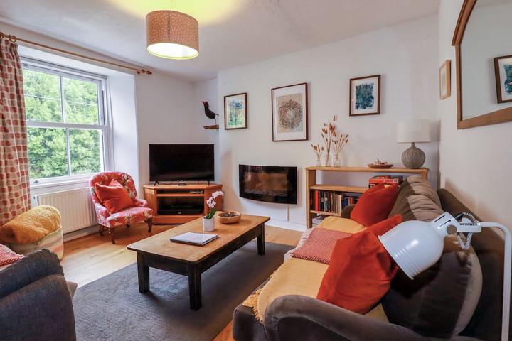 Dolphin Cottage, Pet Friendly, Character Holiday Cottage In Flushing - Falmouth