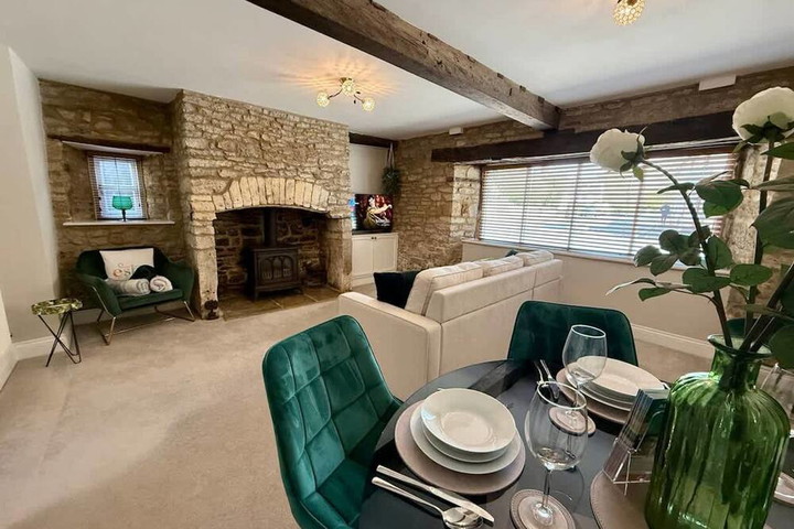 Ground Floor Apartment In 18th Century Building - Bibury