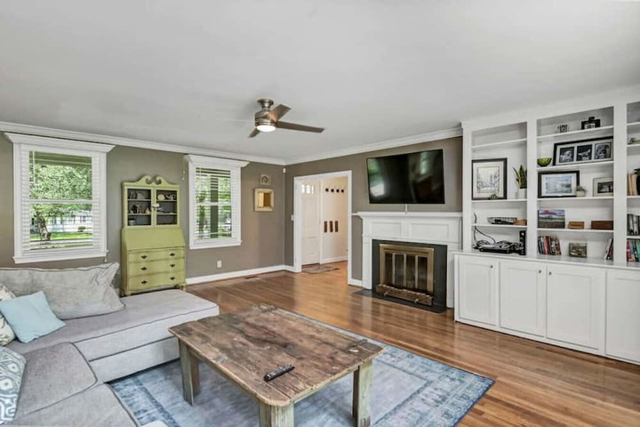 Forest Acres 5br Home W/ Private Pool & Pool House - Columbia, SC
