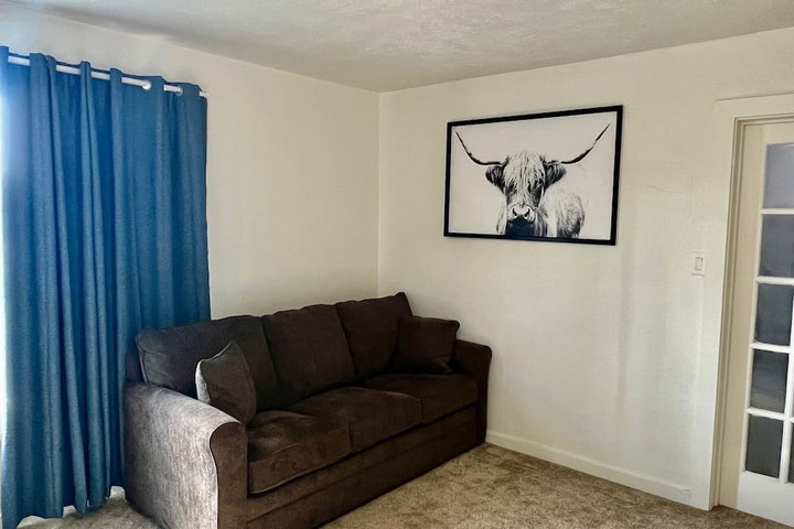 Bright-clean-prime Location-near Lava Hot Springs-bullseye Inn - Idaho