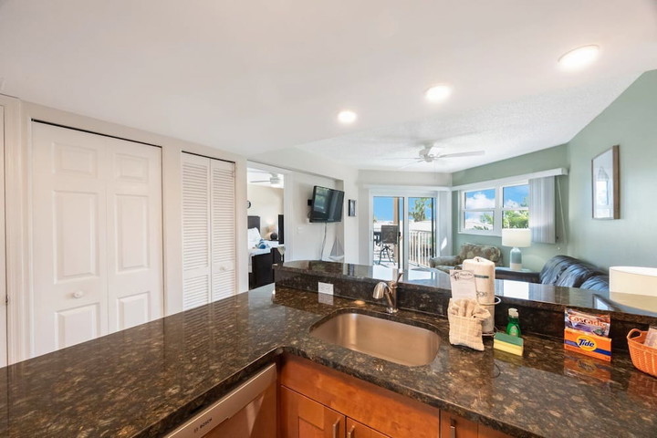 Stylish Beach Condo | Prime & Walkable - St. Pete Beach, FL