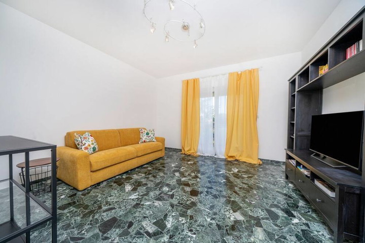 Guesthost - Li Dell'ospedale - Apartment With Private Parking - Udine