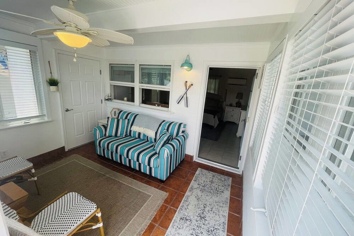 1br Beach Getaway: Pool, Pier, Sunset Views. Full Amenities. Near Beach Access. - エメラルド・アイル, NC