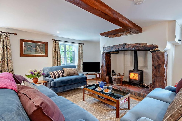 3 Bed In Salisbury (Oc-95325) - Amesbury
