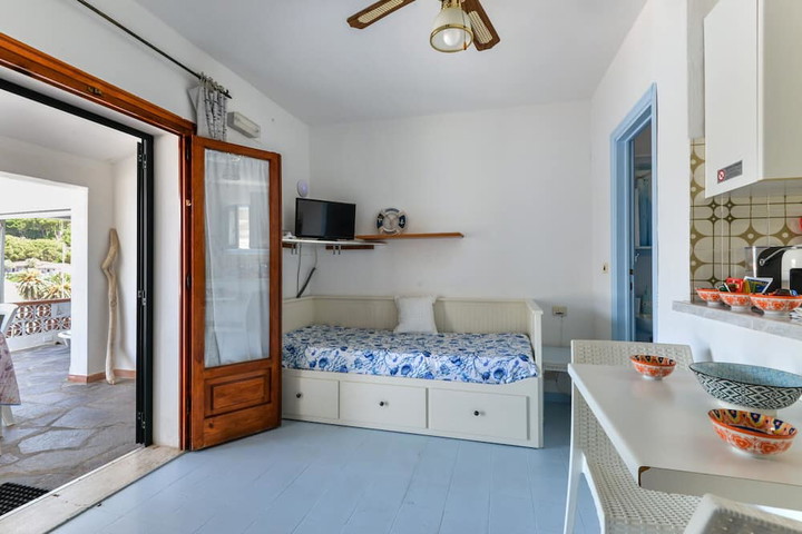 Apartamento 'Villa Oda - Bilocale Sul Mare' Con Vistas Al Mar, Wi-fi Y Aire Acondicionado. - Capoliveri