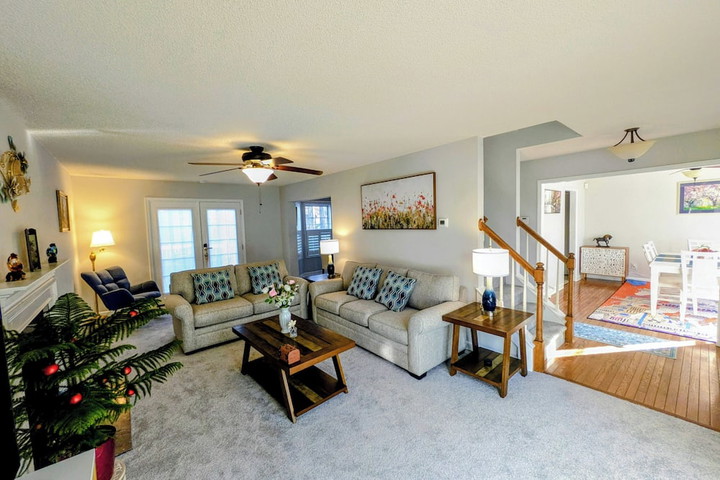 Cozy 3br/2.5ba House Near Rtp, Rdu & Downtown Cary - Cary, NC
