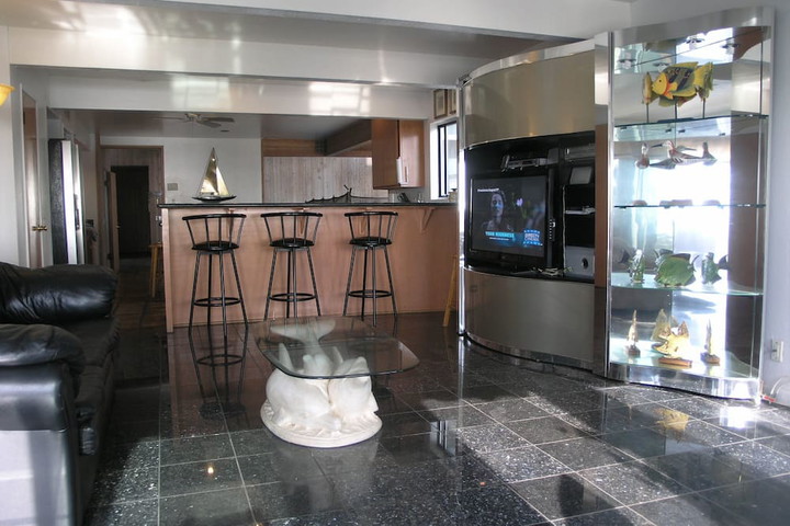 Oceanfront 4br House, Indoor Heated Pool, Sleeps 8-10 - Encinitas, CA