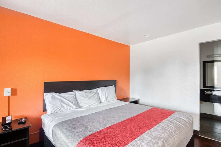 Accessible King Bed|baton Rouge La - Louisiana