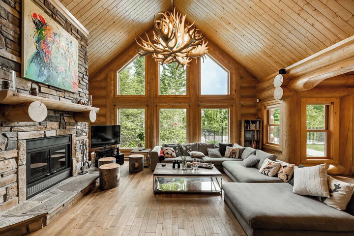Chalet White Rabbit At Fiddler Lake With Private Spa, Sauna, And Pool - Saint-Sauveur