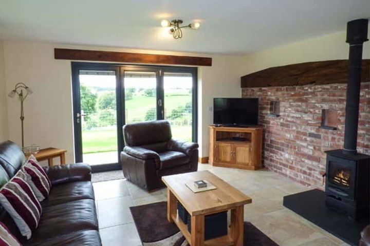 Tyn Y Celyn Uchaf, Ruthin - Ruthin