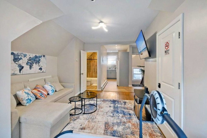 Stylish Newark 2br | Great Wfh, Wifi, Near Transit - Montclair, NJ
