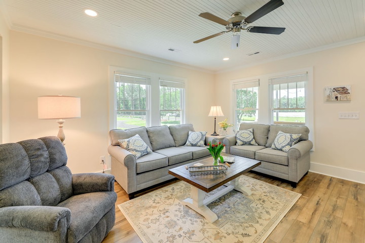 New Bern Vacation Rental On Farm W/ Fire Pit! - New Bern, NC