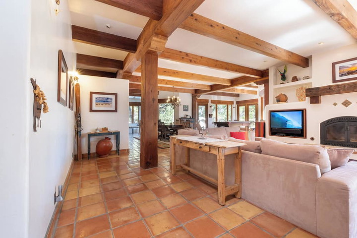 Custom Built Rental On Lodge Hill! Stunning Home In A Peaceful Neighborhood! - Cambria, CA