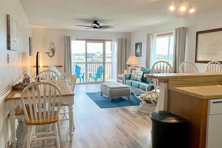 Charming Condo With On-site Pool, Amazing Ocean Views, & Private Deck - Rodanthe, NC