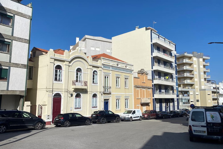 Apartment For 2 People In A Carefully Renovated House Dating Back To 1850 - Figueira da Foz