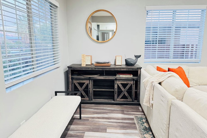 Charming 3-bedroom House With Ac And Wifi In Marvelous Colton - San Bernardino, CA