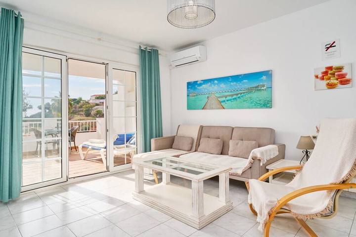 Apartment 'N6' With Shared Pool, Wi-fi, And Air Conditioning - Nerja