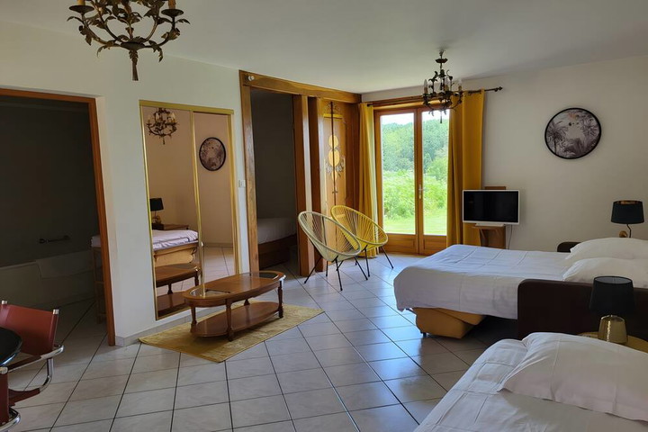 Domaine De La Balmondière - Ain