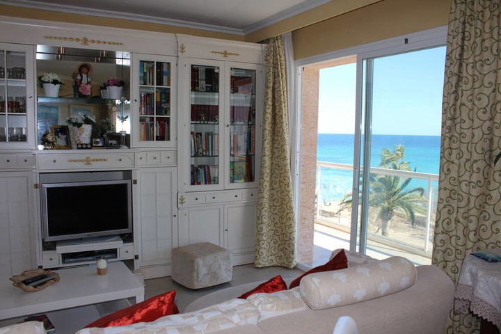 Elégant Appartement En 1er Ligne Sur La Mer Et La Plage De Cala Millor - Cala Millor