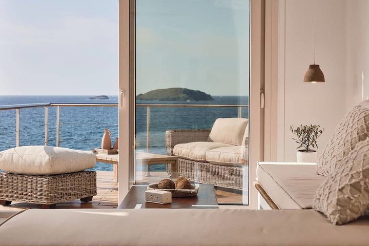 Infinity Seafront Villa - ミロス島
